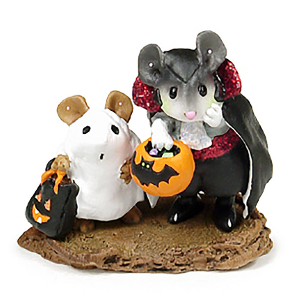 Two Scared Spooks - Wee Forest Folk