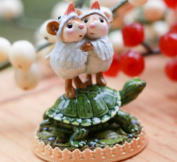 Turtle Doves - Wee Forest Folk