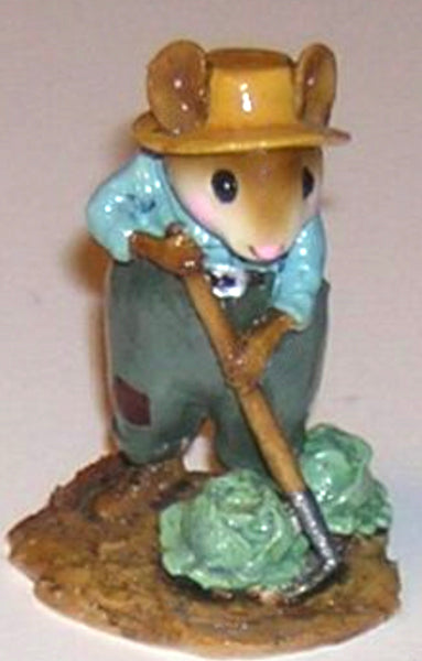 Hoe Joe - Wee Forest Folk